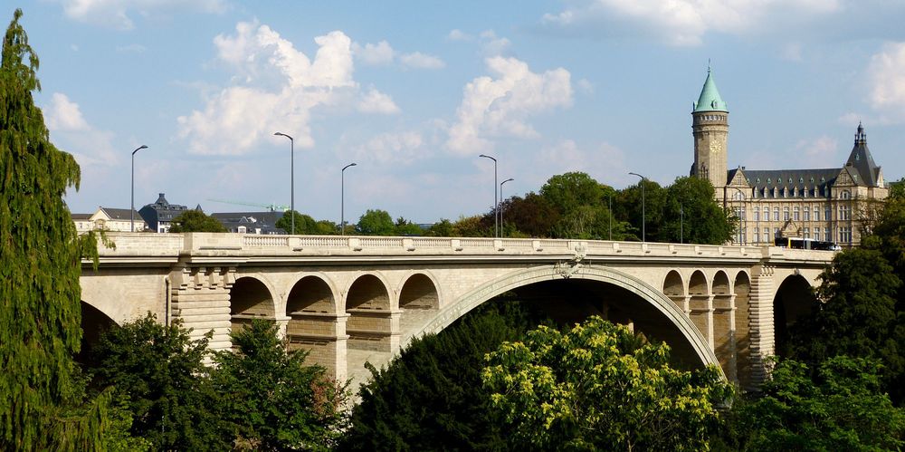 Visit The Adolphe Bridge (Pont Adolphe) in Luxembourg | Live the World