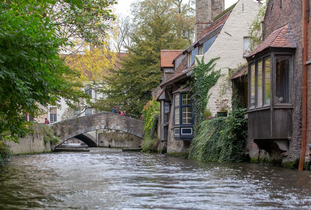 Visit Bonifacius Bridge in Bruges | Live the World