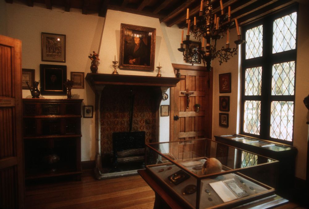 Visit Erasmus House (Maison d’Erasme) in Brussels | Live the World