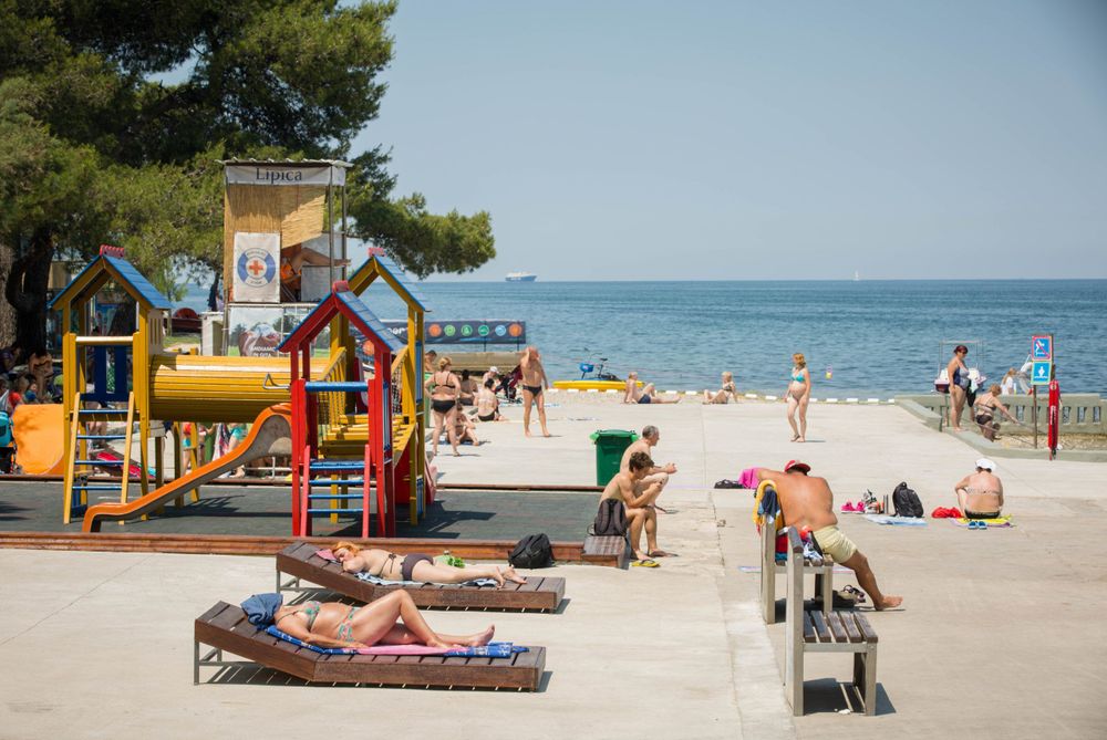 Visit Mestna Beach (Mestna Plaža Koper) in Koper | Live the World