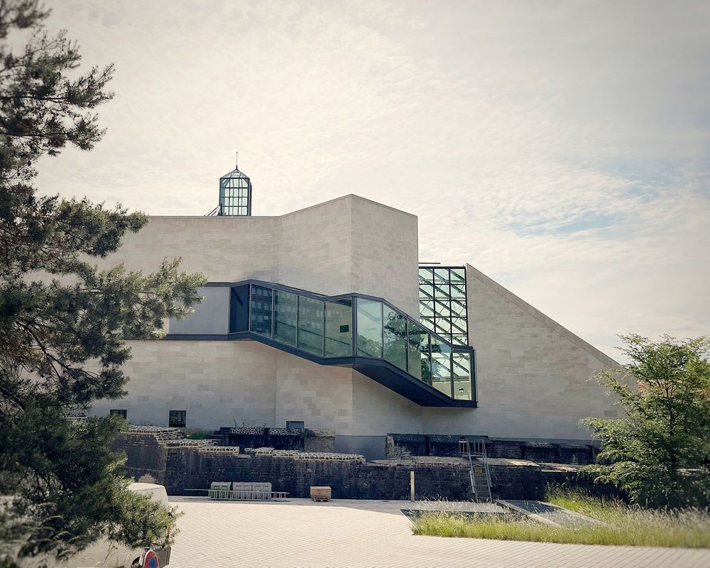 Visit MUDAM Luxembourg Modern Art Museum (The Musée d'Art Moderne Grand ...