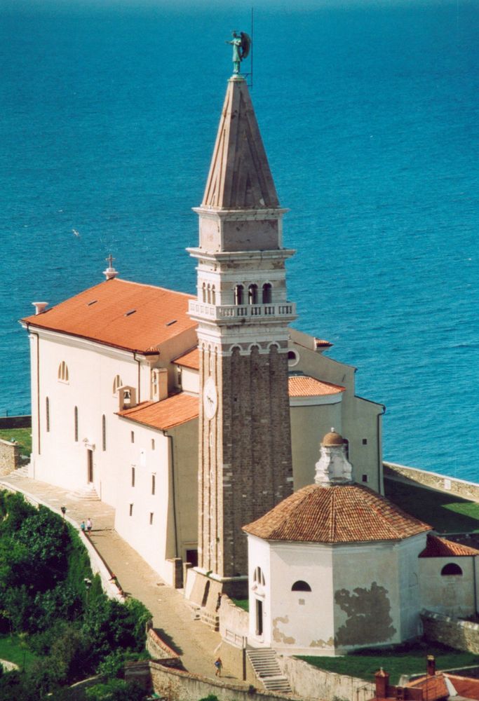 Visit Church of St. George (župnijska cerkev sv. Jurija v Piranu) in ...