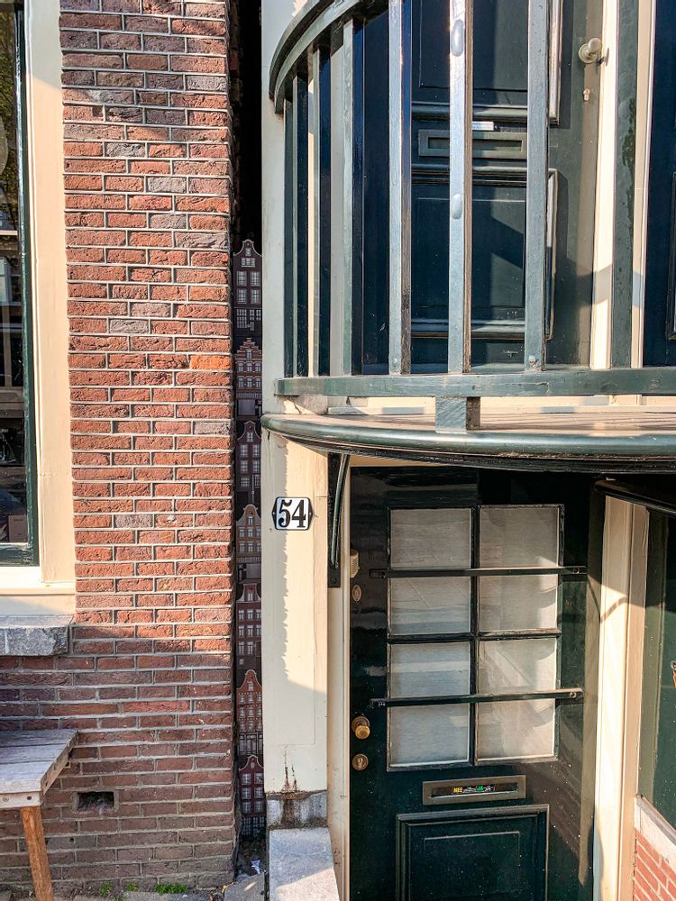 Visit Tiny Hidden Houses in Amsterdam | Live the World