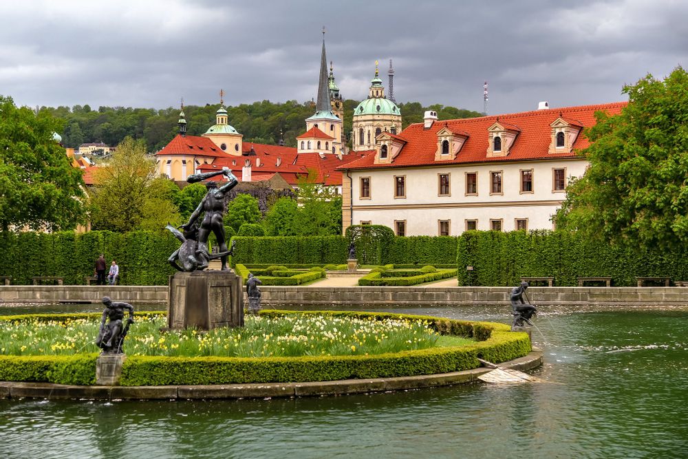 Visit Wallenstein Garden (Valdštejnská zahrada) in Prague | Live the World