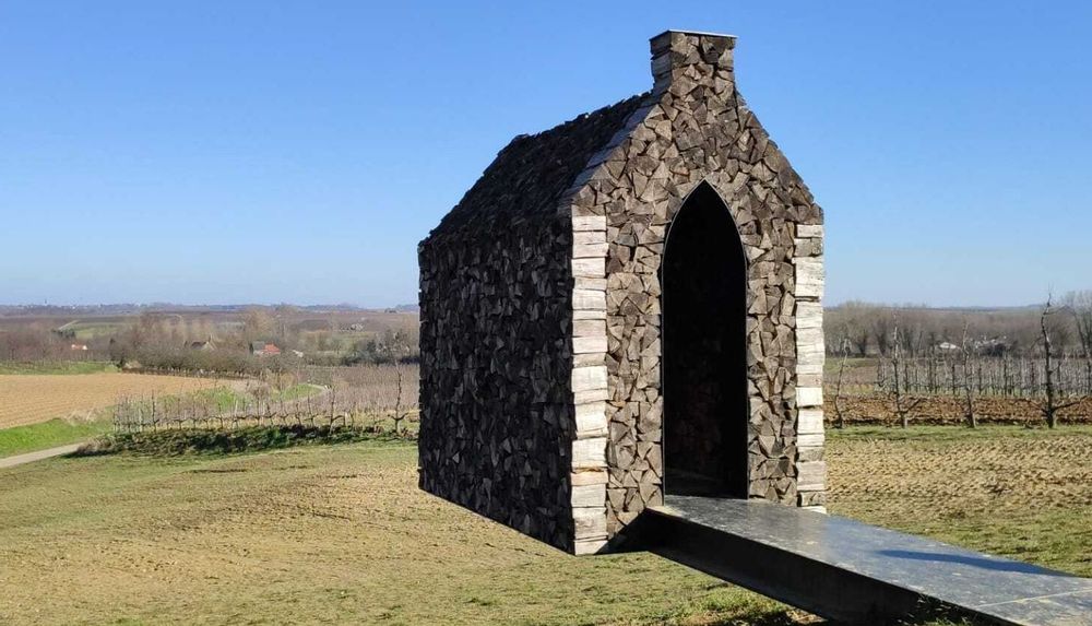 Visit Helsheaven Floating Chapel in Sint-Truiden | Live the World