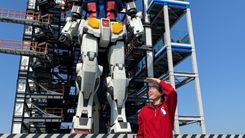 Seeing the life-size Gundam in Japan up-close and personal!