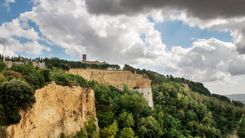 Volterra, city of salt, vampires and alabaster